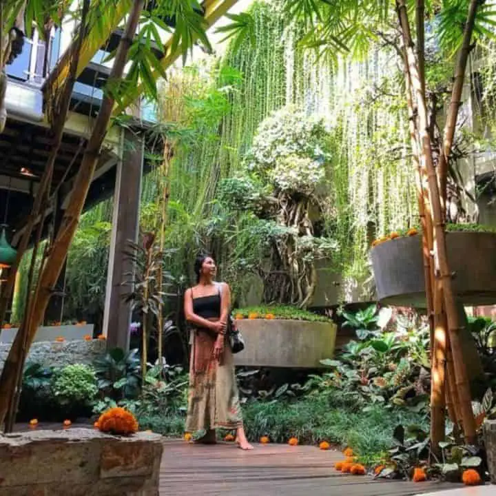 13 Best Cafes in Ubud, Bali: Local Coffee, Great Views & Vibes