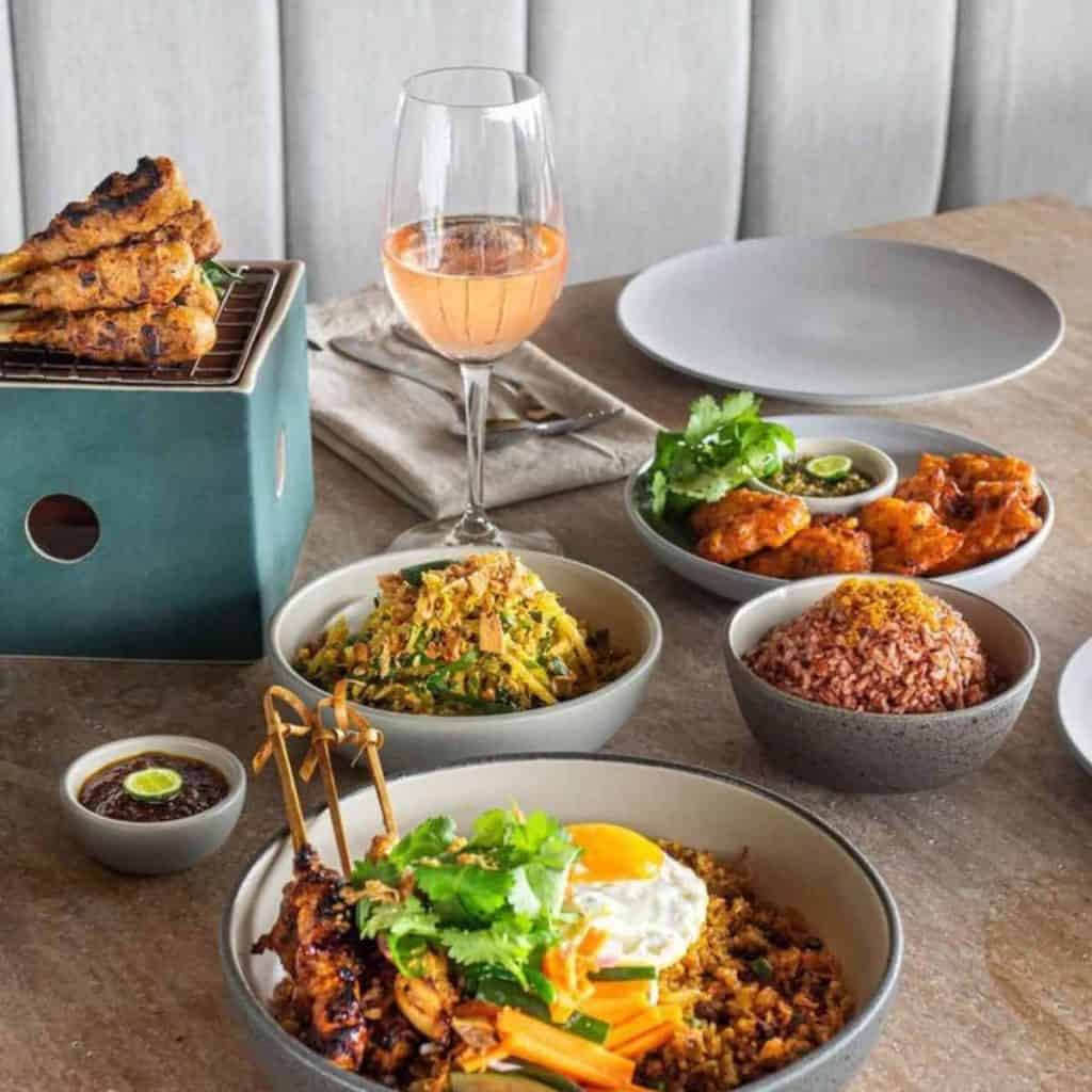 21 Best Restaurants in Bali: Canggu, Kuta, Seminyak, Ubud to Uluwatu