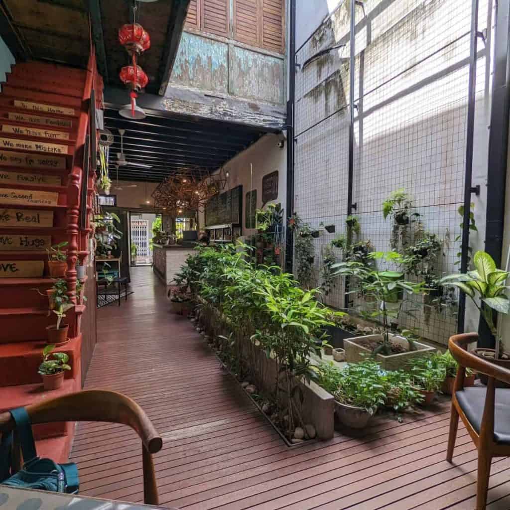 Penang Cafe Guide 2023 (33 Great Coffee, Brunch & Cake Spots)