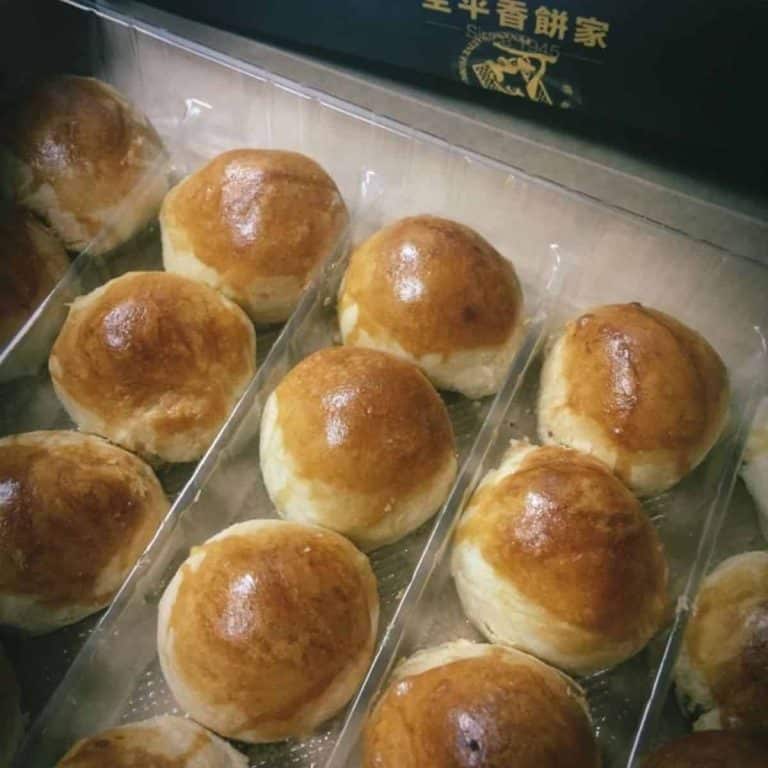 Famous Penang Tau Sar Piah: 11 Spots to Try Mung Bean Pastry