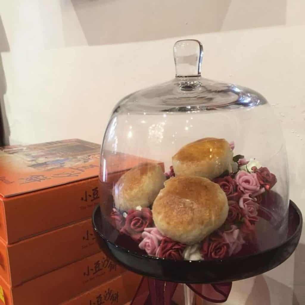 Famous Penang Tau Sar Piah: 11 Spots to Try Mung Bean Pastry