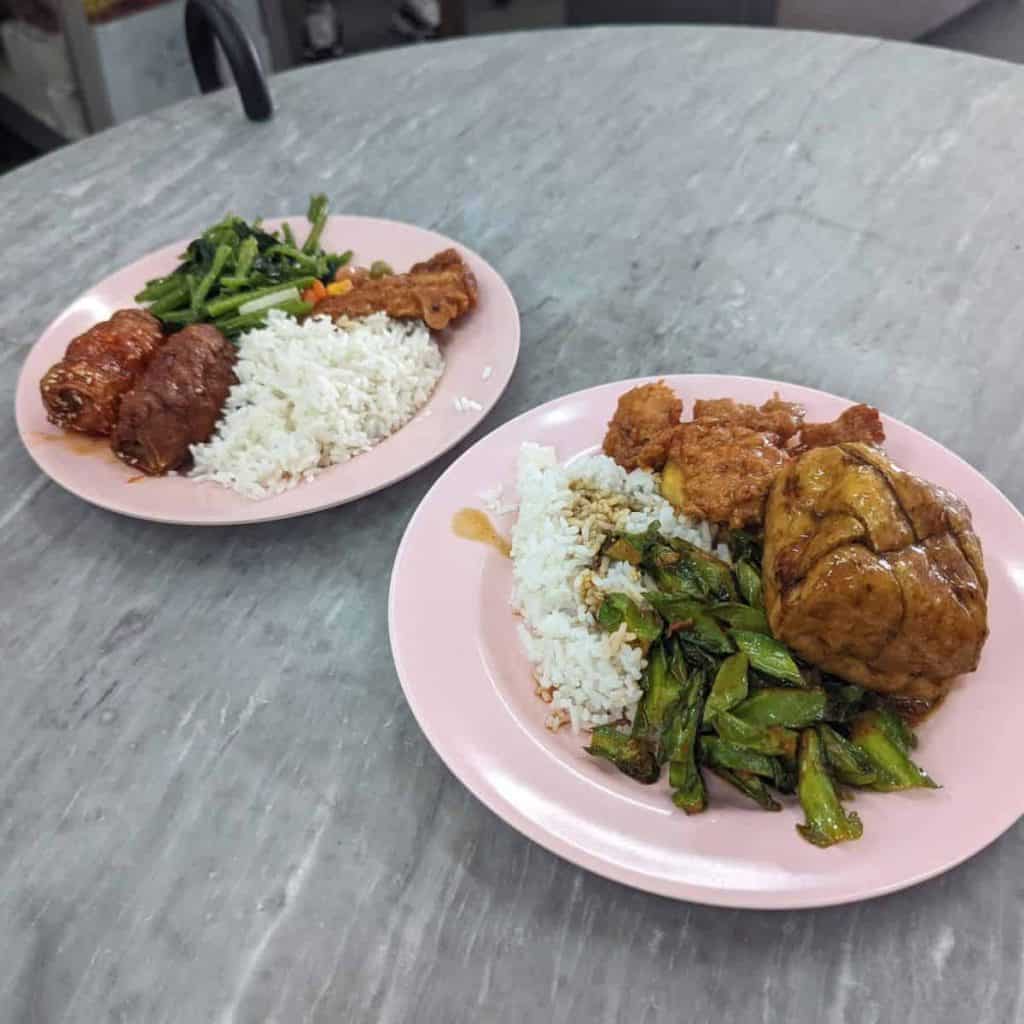 Best Vegan & Vegetarian Food in Penang (13 Restaurants To Try)
